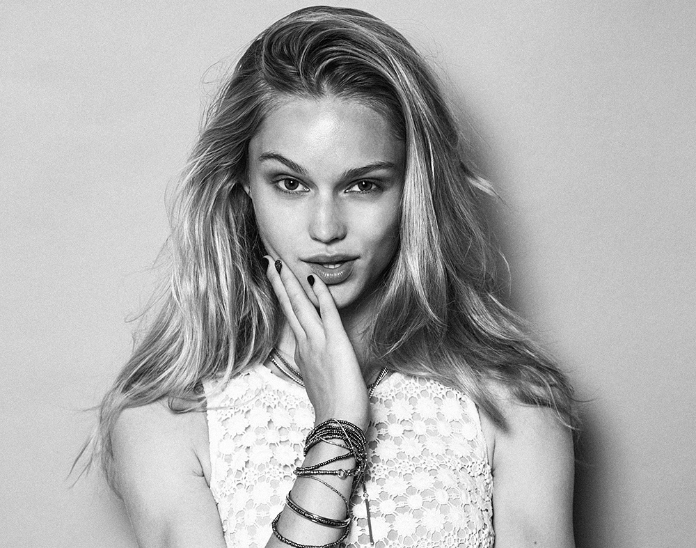 Model Minute with Clair Westenberg - Galore