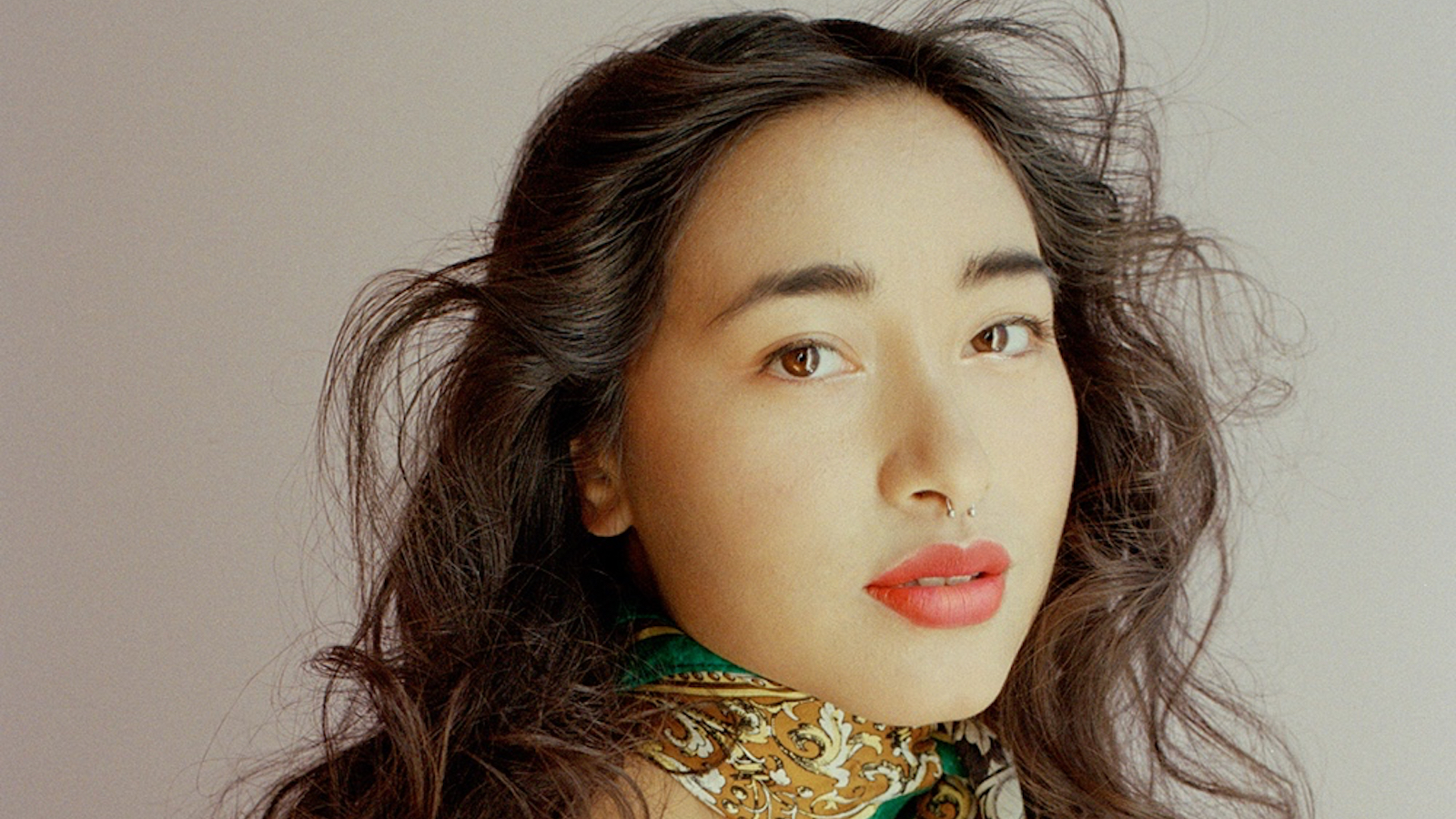 How to Get the Poufy Art Glam Hair of Your Dreams - Galore