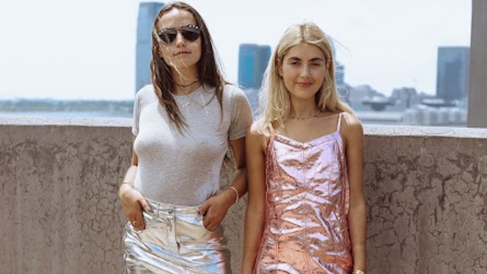 These sisters run a fashion blog together but have totally different style