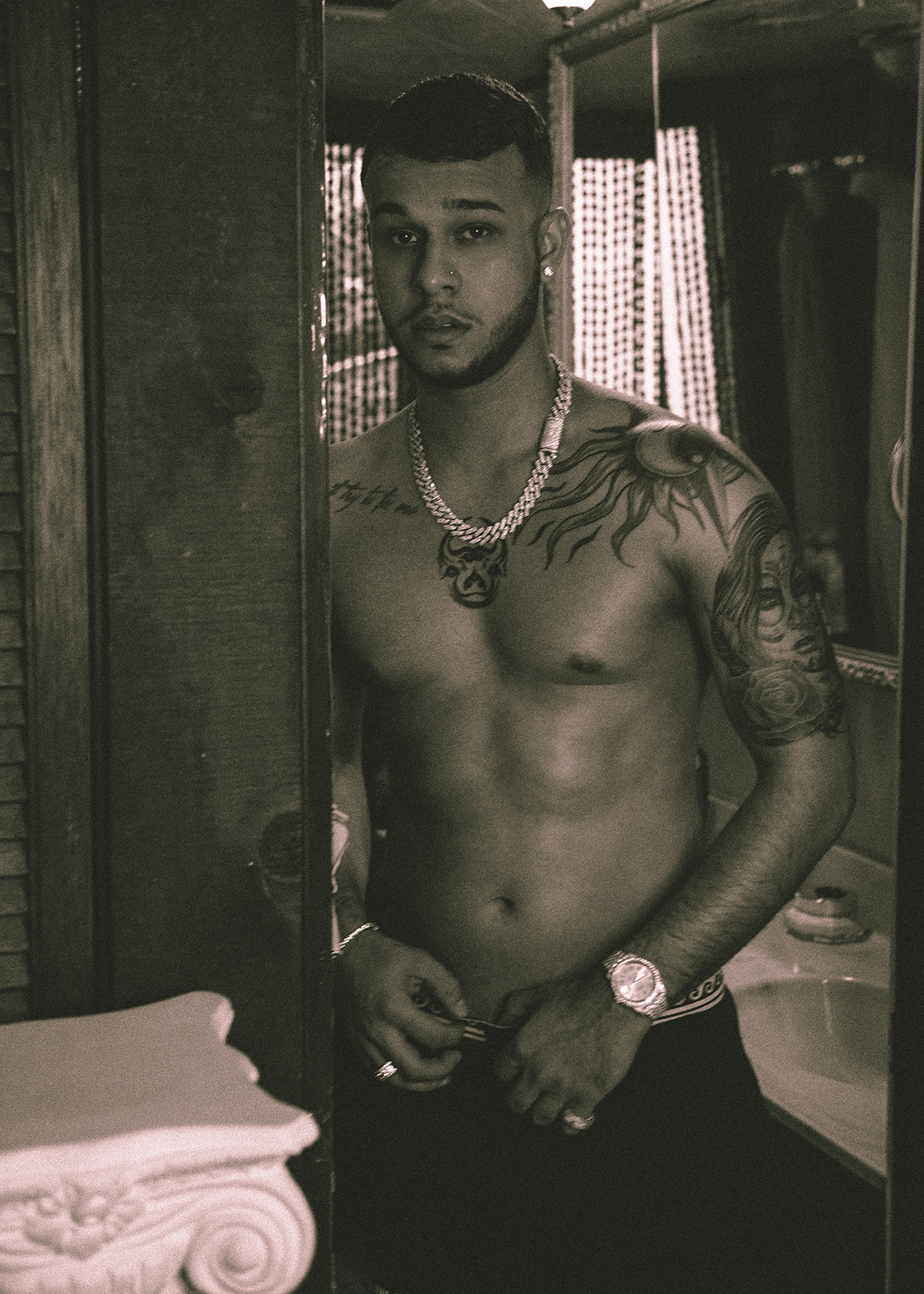 Lyanno Knows To Never Skip Foreplay