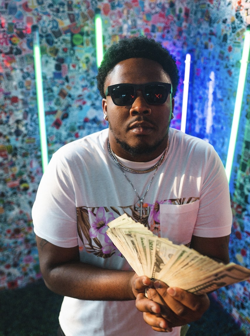 Single Focus: Rising Hip-Hop Star YungVV Releases Moody, Menacing Track ...