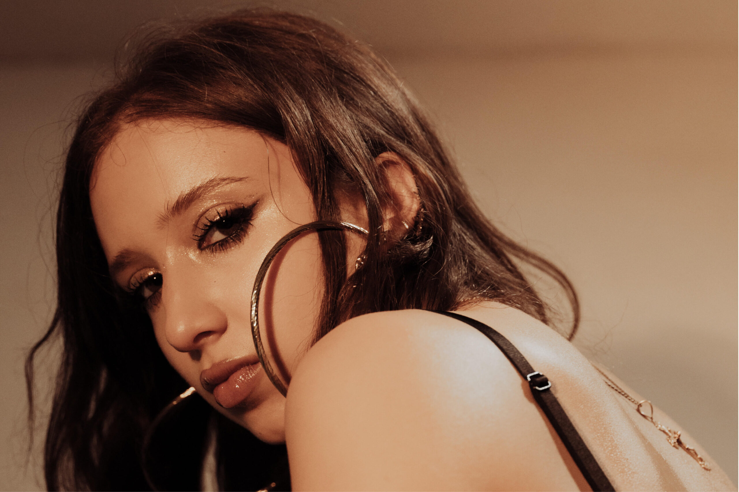 CUBAN AMERICAN SINGER ISABEL LAROSA WANTS TO BE YOUR FAVORITE - Galore