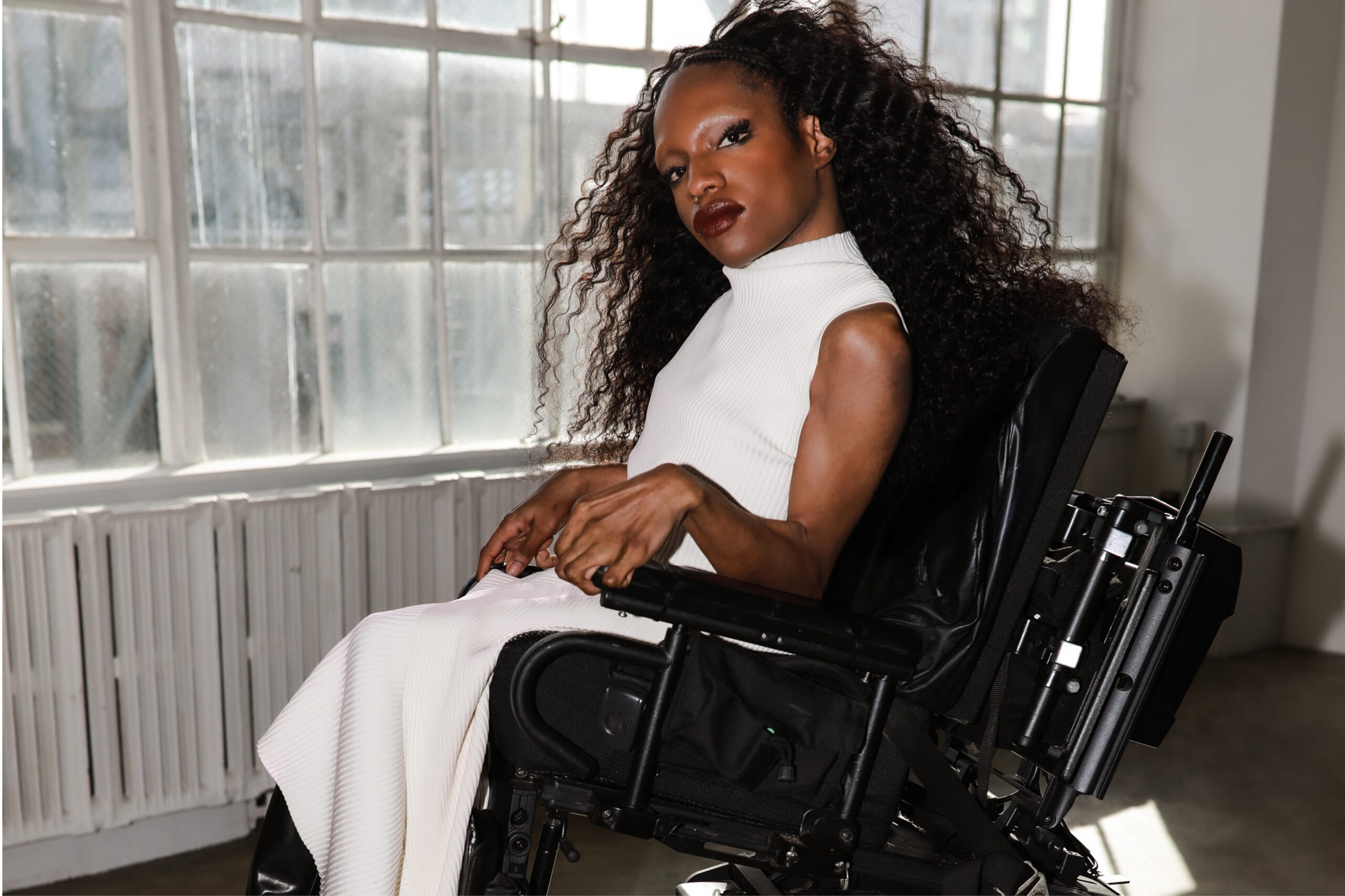 ANTIGUAN-AMERICAN MODEL AARON ROSE PHILLIP USES HER UNIQUENESS TO ...