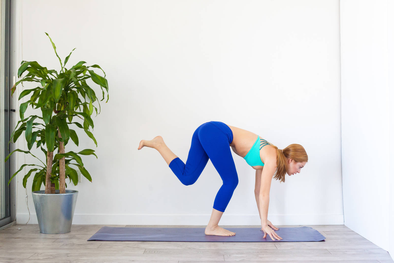 The Yoga Moves That Will Give You a Better Butt - Galore