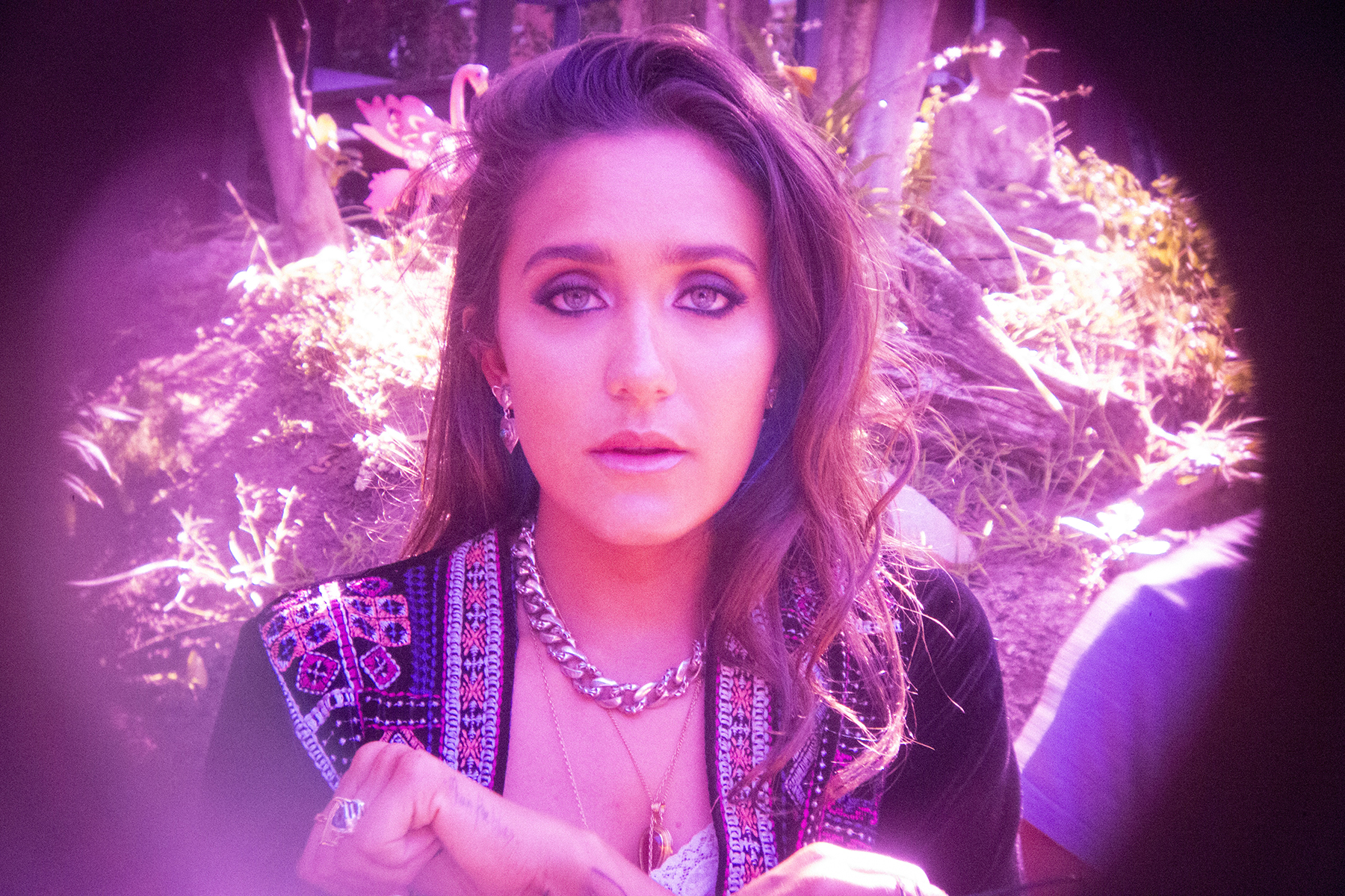 Jesse Jo Stark Is The Malibu Raised ‘It’ Girl Working On Her Own Legacy ...