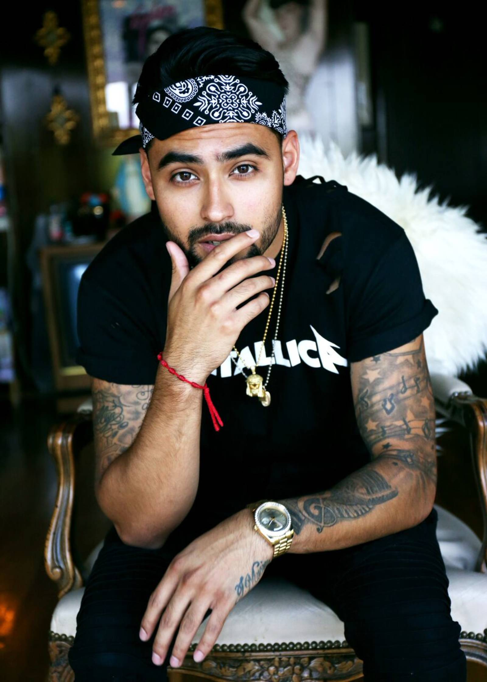 J Romero Is So Hot, People Think He's A Catfish - Galore