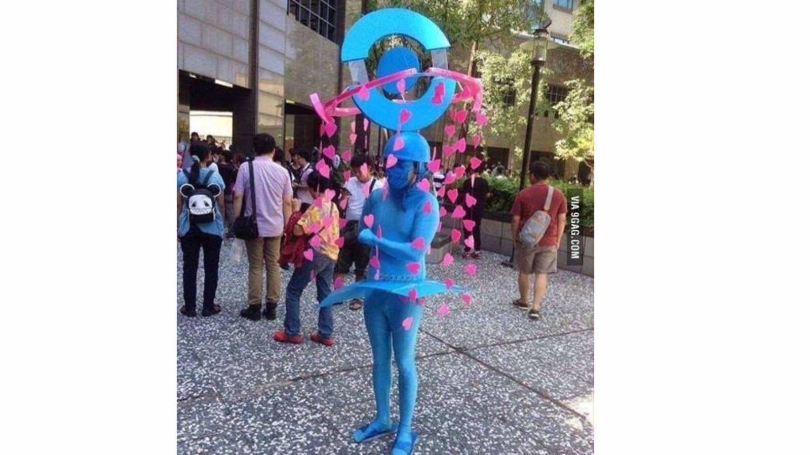 The 10 Costumes Every Basic Girl Will Be Wearing This Halloween - Galore